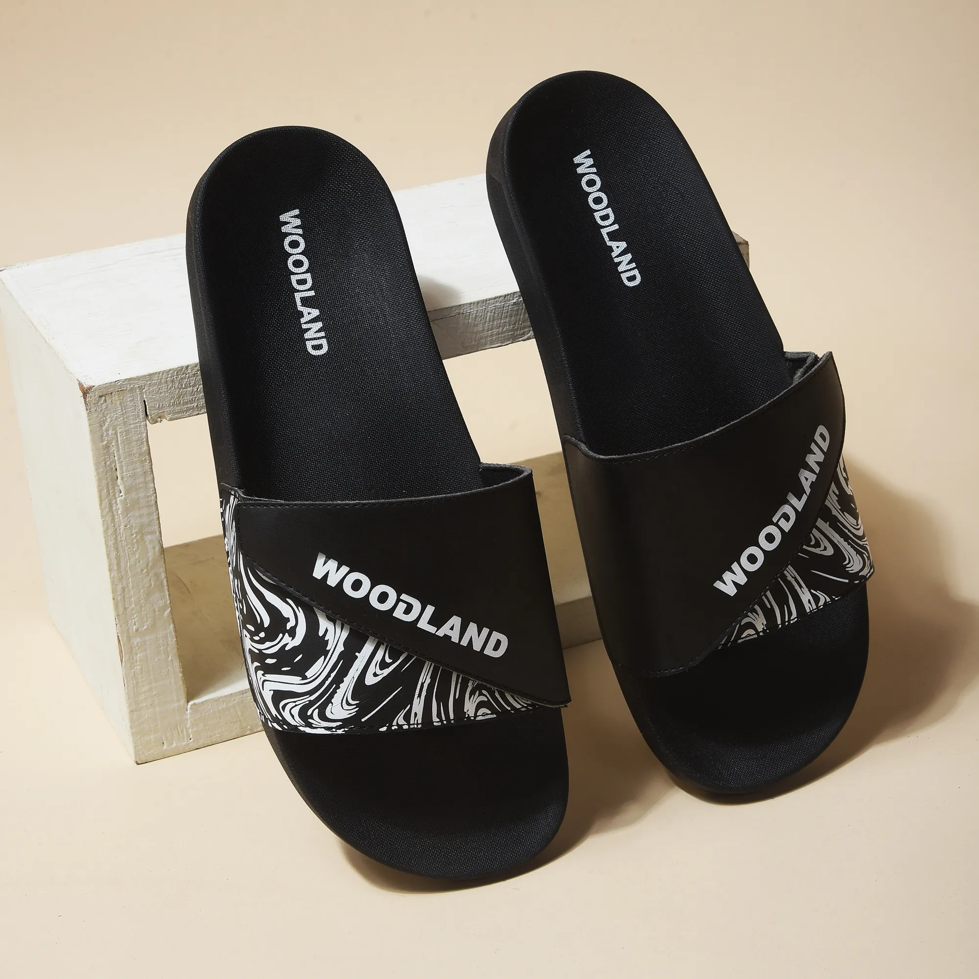 Woodland Men Dark Grey Slider Slippers | WOODLAND